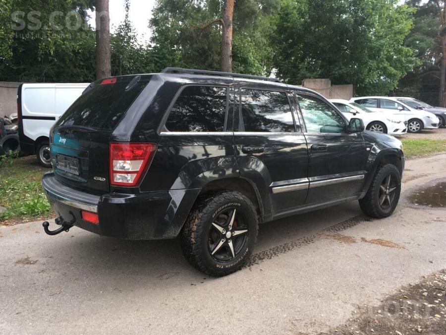 Melns Jeep Grand Cherokee 2006 Rīga, ar dzinēja tilpumu 3.00 L un nobraukumu 0 tūkst. km par 2750 €, foto 3 vietnē AUTOMOTO.COM.LV