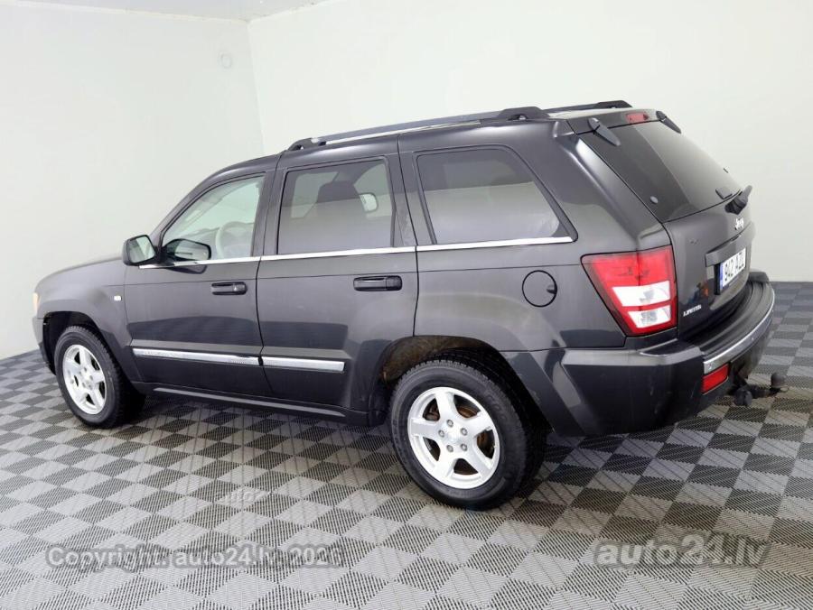 Melns Jeep Grand Cherokee 2006 Tallina, ar dzinēja tilpumu 5.70 L un nobraukumu 254 tūkst. km par 2499 €, foto 4 vietnē AUTOMOTO.COM.LV