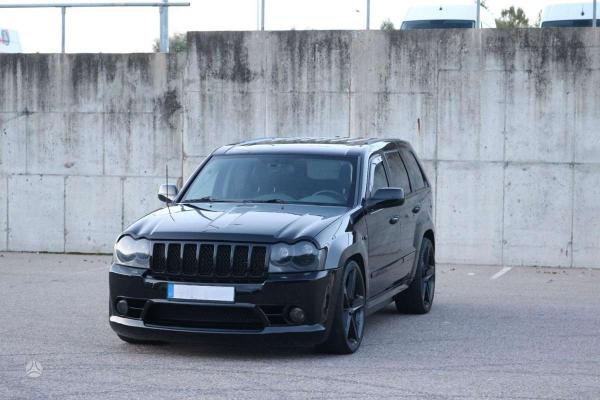 Melns Jeep Grand Cherokee 2006 Viļņa, ar dzinēja tilpumu 6.06 L un nobraukumu 215 tūkst. km par 11900 €, foto 3 vietnē AUTOMOTO.COM.LV