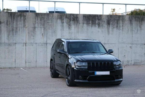 Melns Jeep Grand Cherokee 2006 Viļņa, ar dzinēja tilpumu 6.06 L un nobraukumu 215 tūkst. km par 11900 €, foto 4 vietnē AUTOMOTO.COM.LV