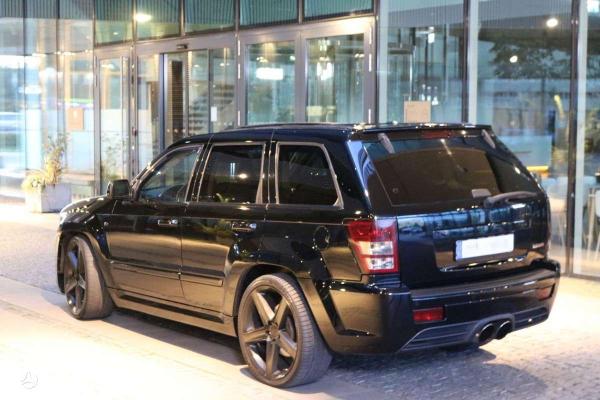 Melns Jeep Grand Cherokee 2006 Viļņa, ar dzinēja tilpumu 6.06 L un nobraukumu 215 tūkst. km par 11900 €, foto 8 vietnē AUTOMOTO.COM.LV