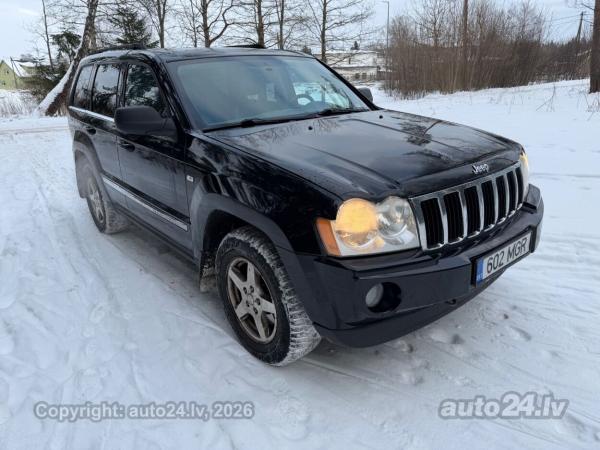 Black Jeep Grand Cherokee 2006 in Tallinn, with an engine capacity of 3.00 L and mileage of 299 thousand km for 4799 €, photo 1 on AUTOMOTO.COM.LV