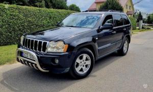 Black Jeep Grand Cherokee 2006 in Vilnius, with an engine capacity of 2.99 L and mileage of 320 thousand km for 3800 €, photo 2 on AUTOMOTO.COM.LV