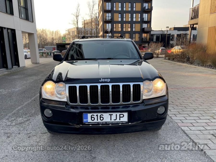 Black Jeep Grand Cherokee 2006 in Tartu, with an engine capacity of 3.00 L and mileage of 0 thousand km for 3999 €, photo 7 on AUTOMOTO.COM.LV