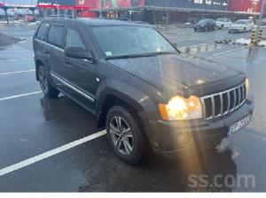 Melns Jeep Grand Cherokee 2006 Rīga, ar dzinēja tilpumu 3.00 L un nobraukumu 283 tūkst. km par 5500 €, foto 3 vietnē AUTOMOTO.COM.LV
