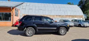 Black Jeep Grand Cherokee 2006 in Valmiera, with an engine capacity of 3.00 L and mileage of 236 thousand km for 3800 €, photo 3 on AUTOMOTO.COM.LV