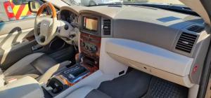 Black Jeep Grand Cherokee 2006 in Valmiera, with an engine capacity of 3.00 L and mileage of 236 thousand km for 3800 €, photo 10 on AUTOMOTO.COM.LV