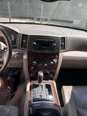 Melns Jeep Grand Cherokee 2006 Kauņa, ar dzinēja tilpumu 2.99 L un nobraukumu 217 tūkst. km par 2999 €, foto 11 vietnē AUTOMOTO.COM.LV
