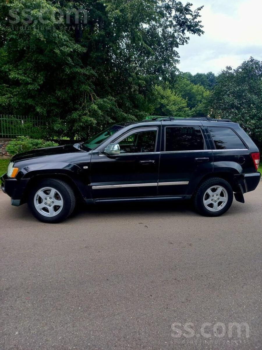 Melns Jeep Grand Cherokee 2006 Rīga, ar dzinēja tilpumu 3.00 L un nobraukumu 292 tūkst. km par 4800 €, foto 5 vietnē AUTOMOTO.COM.LV