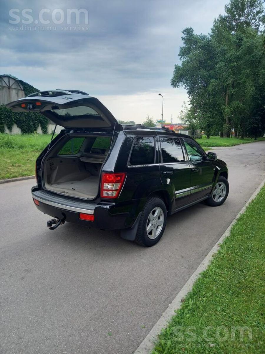 Melns Jeep Grand Cherokee 2006 Rīga, ar dzinēja tilpumu 3.00 L un nobraukumu 292 tūkst. km par 4800 €, foto 6 vietnē AUTOMOTO.COM.LV