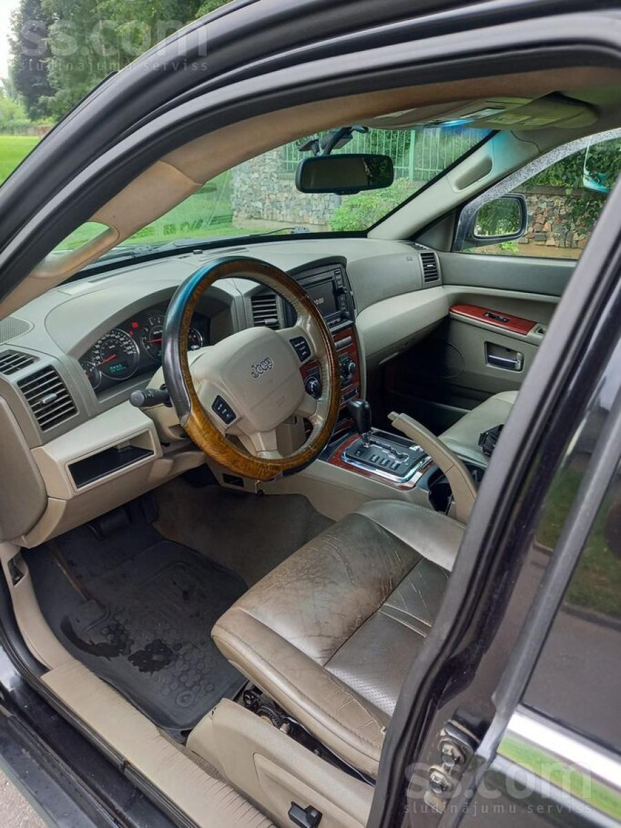 Melns Jeep Grand Cherokee 2006 Rīga, ar dzinēja tilpumu 3.00 L un nobraukumu 292 tūkst. km par 4800 €, foto 7 vietnē AUTOMOTO.COM.LV
