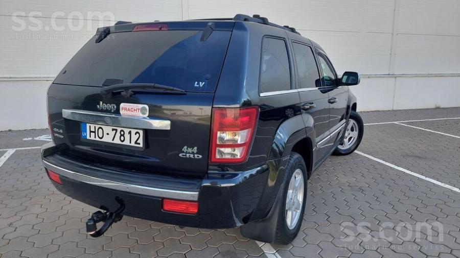 Melns Jeep Grand Cherokee 2006 Rīga, ar dzinēja tilpumu 3.00 L un nobraukumu 291 tūkst. km par 4800 €, foto 6 vietnē AUTOMOTO.COM.LV