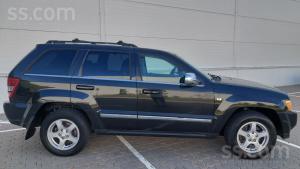 Melns Jeep Grand Cherokee 2006 Rīga, ar dzinēja tilpumu 3.00 L un nobraukumu 291 tūkst. km par 4800 €, foto 10 vietnē AUTOMOTO.COM.LV