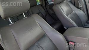 Melns Jeep Grand Cherokee 2006 Rīga, ar dzinēja tilpumu 3.00 L un nobraukumu 291 tūkst. km par 4800 €, foto 13 vietnē AUTOMOTO.COM.LV