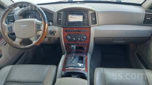Melns Jeep Grand Cherokee 2006 Rīga, ar dzinēja tilpumu 3.00 L un nobraukumu 291 tūkst. km par 4800 €, foto 20 vietnē AUTOMOTO.COM.LV