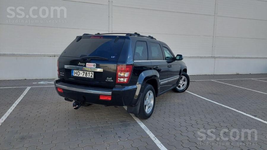 Melns Jeep Grand Cherokee 2006 Rīga, ar dzinēja tilpumu 3.00 L un nobraukumu 291 tūkst. km par 4800 €, foto 22 vietnē AUTOMOTO.COM.LV