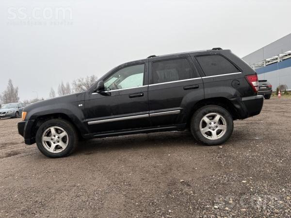 Melns Jeep Grand Cherokee 2007 Daugavpils, ar dzinēja tilpumu 3.00 L un nobraukumu 272 tūkst. km par 5750 €, foto 2 vietnē AUTOMOTO.COM.LV