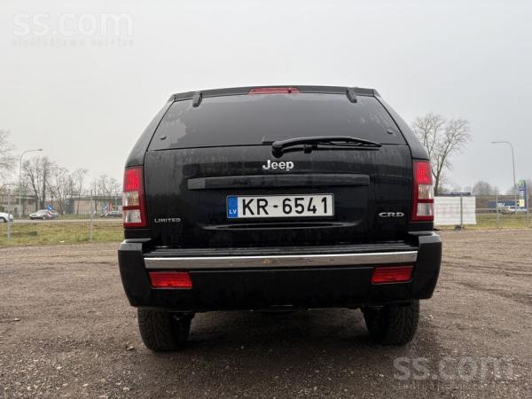 Melns Jeep Grand Cherokee 2007 Daugavpils, ar dzinēja tilpumu 3.00 L un nobraukumu 272 tūkst. km par 5750 €, foto 4 vietnē AUTOMOTO.COM.LV