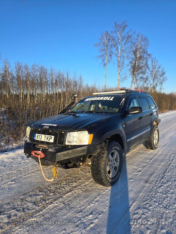 Melns Jeep Grand Cherokee 2007 Tartu, ar dzinēja tilpumu 3.00 L un nobraukumu 398 tūkst. km par 6000 €, foto 1 vietnē AUTOMOTO.COM.LV