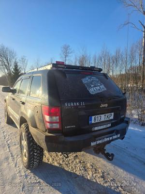 Melns Jeep Grand Cherokee 2007 Tartu, ar dzinēja tilpumu 3.00 L un nobraukumu 398 tūkst. km par 6000 €, foto 8 vietnē AUTOMOTO.COM.LV