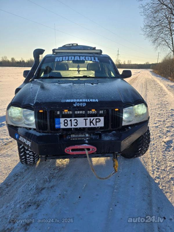Black Jeep Grand Cherokee 2007 in Tartu, with an engine capacity of 3.00 L and mileage of 398 thousand km for 6000 €, photo 6 on AUTOMOTO.COM.LV