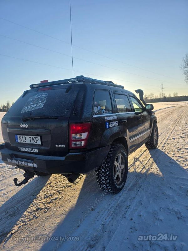 Black Jeep Grand Cherokee 2007 in Tartu, with an engine capacity of 3.00 L and mileage of 398 thousand km for 6000 €, photo 7 on AUTOMOTO.COM.LV