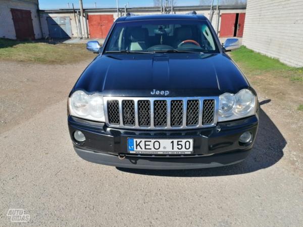 Black Jeep Grand Cherokee 2007 in Utena, with an engine capacity of 3.00 L and mileage of 275 thousand km for 4150 €, photo 3 on AUTOMOTO.COM.LV