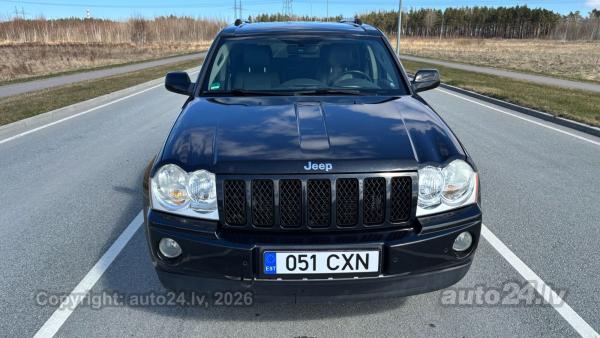 Black Jeep Grand Cherokee 2007 in Tallinn, with an engine capacity of 3.00 L and mileage of 225 thousand km for 5500 €, photo 8 on AUTOMOTO.COM.LV