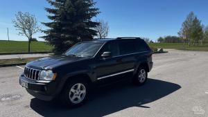 Black Jeep Grand Cherokee 2007 in Marijampole, with an engine capacity of 3.00 L and mileage of 224 thousand km for 4250 €, photo 6 on AUTOMOTO.COM.LV