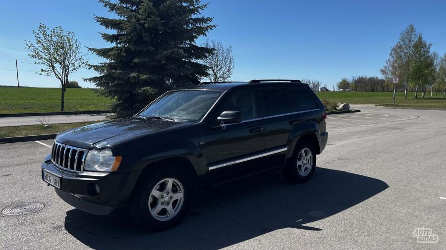 Black Jeep Grand Cherokee 2007 in Marijampole, with an engine capacity of 3.00 L and mileage of 224 thousand km for 4250 €, photo 6 on AUTOMOTO.COM.LV