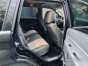 Melns Jeep Grand Cherokee 2007 Tallina, ar dzinēja tilpumu 3.00 L un nobraukumu 300 tūkst. km par 3990 €, foto 13 vietnē AUTOMOTO.COM.LV