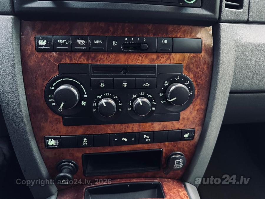 Melns Jeep Grand Cherokee 2007 Tallina, ar dzinēja tilpumu 3.00 L un nobraukumu 300 tūkst. km par 3990 €, foto 16 vietnē AUTOMOTO.COM.LV