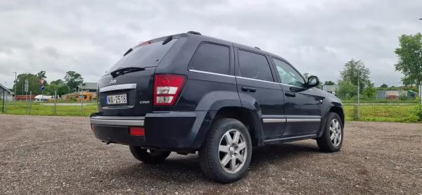 Melns Jeep Grand Cherokee 2007 Daugavpils, ar dzinēja tilpumu 3.00 L un nobraukumu 278 tūkst. km par 5550 €, foto 5 vietnē AUTOMOTO.COM.LV