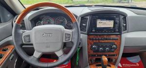 Black Jeep Grand Cherokee 2007 in Daugavpils, with an engine capacity of 3.00 L and mileage of 278 thousand km for 5550 €, photo 11 on AUTOMOTO.COM.LV