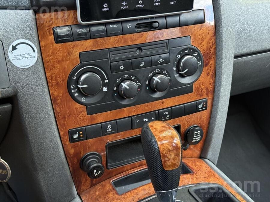 Melns Jeep Grand Cherokee 2007 Rīga, ar dzinēja tilpumu 3.00 L un nobraukumu 249 tūkst. km par 3650 €, foto 12 vietnē AUTOMOTO.COM.LV