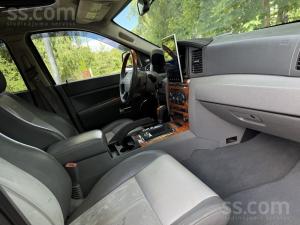 Melns Jeep Grand Cherokee 2007 Rīga, ar dzinēja tilpumu 3.00 L un nobraukumu 249 tūkst. km par 3650 €, foto 13 vietnē AUTOMOTO.COM.LV