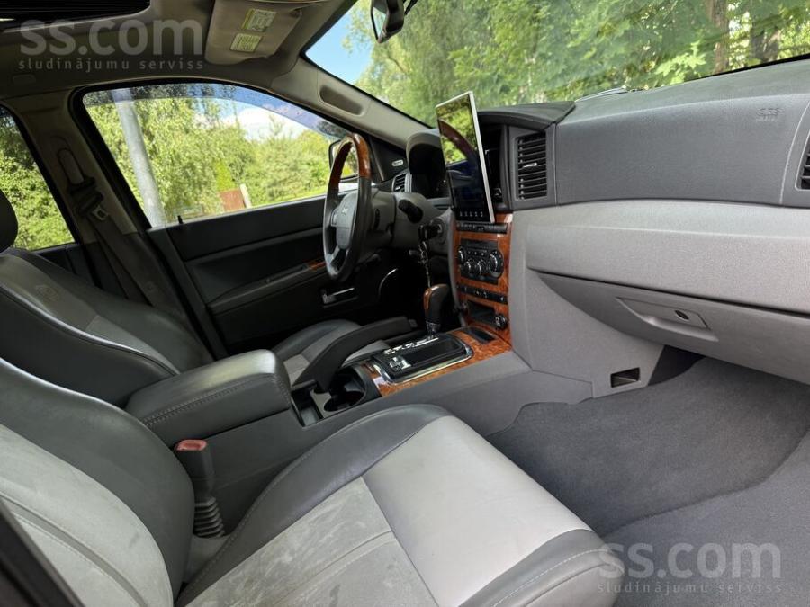 Melns Jeep Grand Cherokee 2007 Rīga, ar dzinēja tilpumu 3.00 L un nobraukumu 249 tūkst. km par 3650 €, foto 13 vietnē AUTOMOTO.COM.LV