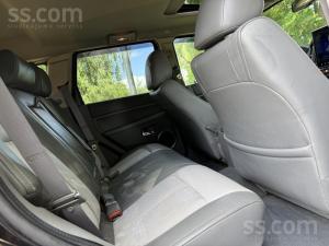 Melns Jeep Grand Cherokee 2007 Rīga, ar dzinēja tilpumu 3.00 L un nobraukumu 249 tūkst. km par 3650 €, foto 16 vietnē AUTOMOTO.COM.LV