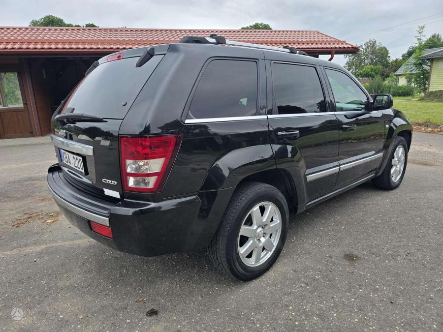 Melns Jeep Grand Cherokee 2007 Jurbarkas, ar dzinēja tilpumu 3.00 L un nobraukumu 320 tūkst. km par 4300 €, foto 5 vietnē AUTOMOTO.COM.LV