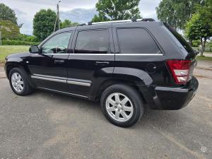 Melns Jeep Grand Cherokee 2007 Jurbarkas, ar dzinēja tilpumu 3.00 L un nobraukumu 320 tūkst. km par 4300 €, foto 6 vietnē AUTOMOTO.COM.LV