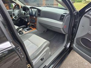 Melns Jeep Grand Cherokee 2007 Jurbarkas, ar dzinēja tilpumu 3.00 L un nobraukumu 320 tūkst. km par 4300 €, foto 8 vietnē AUTOMOTO.COM.LV