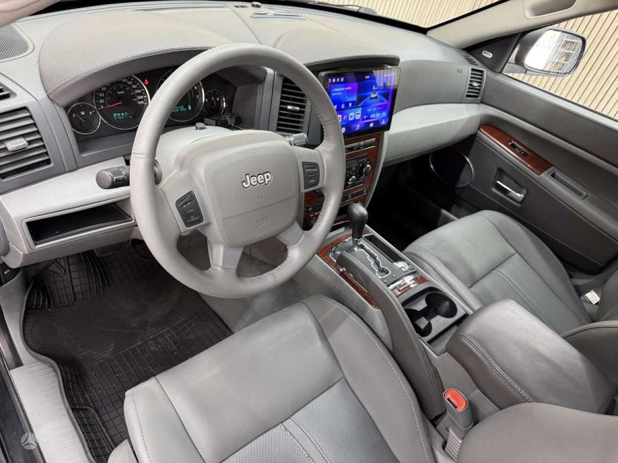 Melns Jeep Grand Cherokee 2007 Marijampole, ar dzinēja tilpumu 2.99 L un nobraukumu 317 tūkst. km par 4650 €, foto 3 vietnē AUTOMOTO.COM.LV