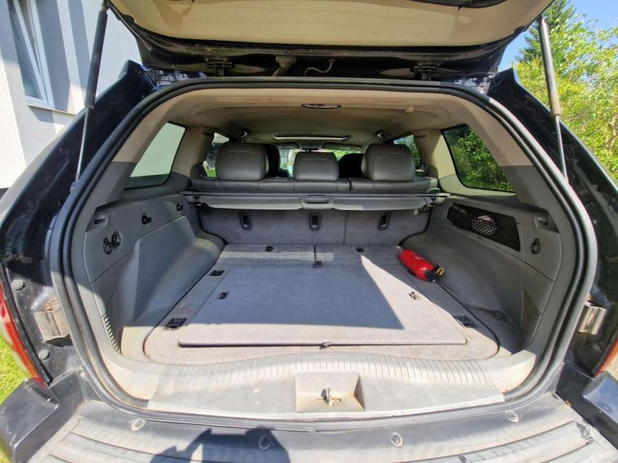 Black Jeep Grand Cherokee 2007 in Vilnius, with an engine capacity of 2.99 L and mileage of 202 thousand km for 4700 €, photo 9 on AUTOMOTO.COM.LV