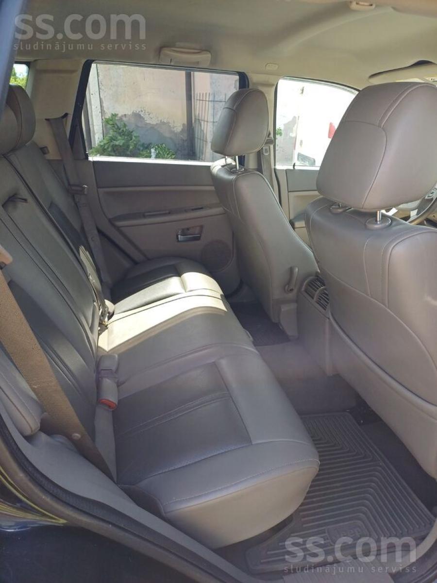 Melns Jeep Grand Cherokee 2007 Bauska, ar dzinēja tilpumu 3.00 L un nobraukumu 469 tūkst. km par 3500 €, foto 7 vietnē AUTOMOTO.COM.LV
