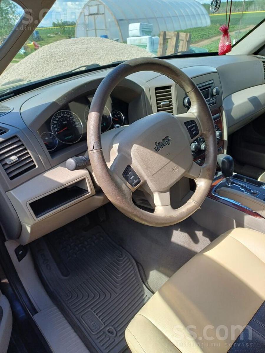 Melns Jeep Grand Cherokee 2007 Bauska, ar dzinēja tilpumu 3.00 L un nobraukumu 469 tūkst. km par 3500 €, foto 8 vietnē AUTOMOTO.COM.LV