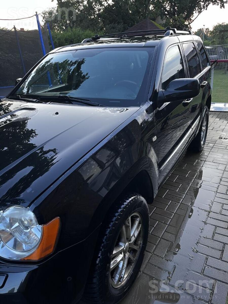Melns Jeep Grand Cherokee 2008 Ogre, ar dzinēja tilpumu 3.00 L un nobraukumu 266 tūkst. km par 7490 €, foto 2 vietnē AUTOMOTO.COM.LV