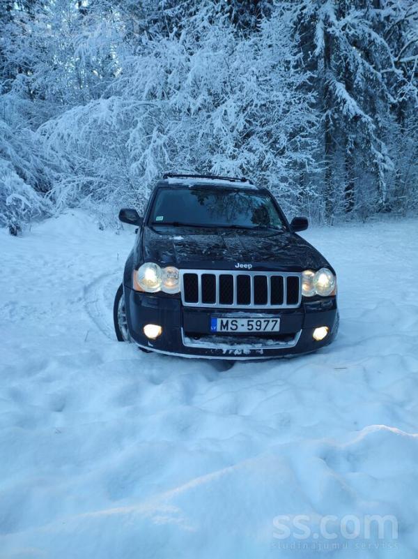 Melns Jeep Grand Cherokee 2008 Tukums, ar dzinēja tilpumu 3.00 L un nobraukumu 246 tūkst. km par 5500 €, foto 4 vietnē AUTOMOTO.COM.LV