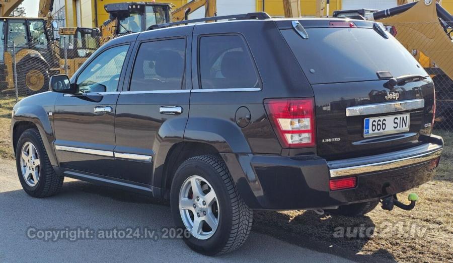 Black Jeep Grand Cherokee 2008 in Tallinn, with an engine capacity of 3.00 L and mileage of 210 thousand km for 5900 €, photo 3 on AUTOMOTO.COM.LV