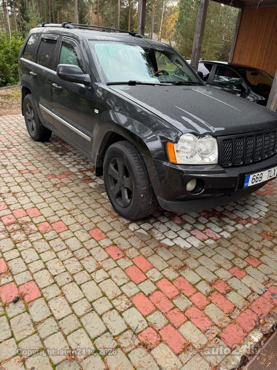 Black Jeep Grand Cherokee 2008 in Tallinn, with an engine capacity of 3.00 L and mileage of 319 thousand km for 5555 €, photo 1 on AUTOMOTO.COM.LV