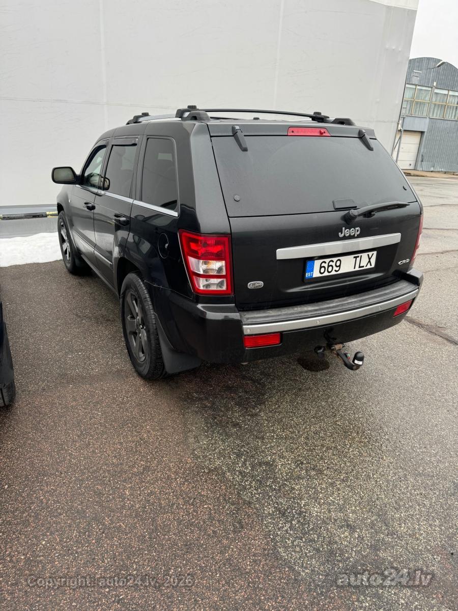 Black Jeep Grand Cherokee 2008 in Tallinn, with an engine capacity of 3.00 L and mileage of 319 thousand km for 5555 €, photo 7 on AUTOMOTO.COM.LV